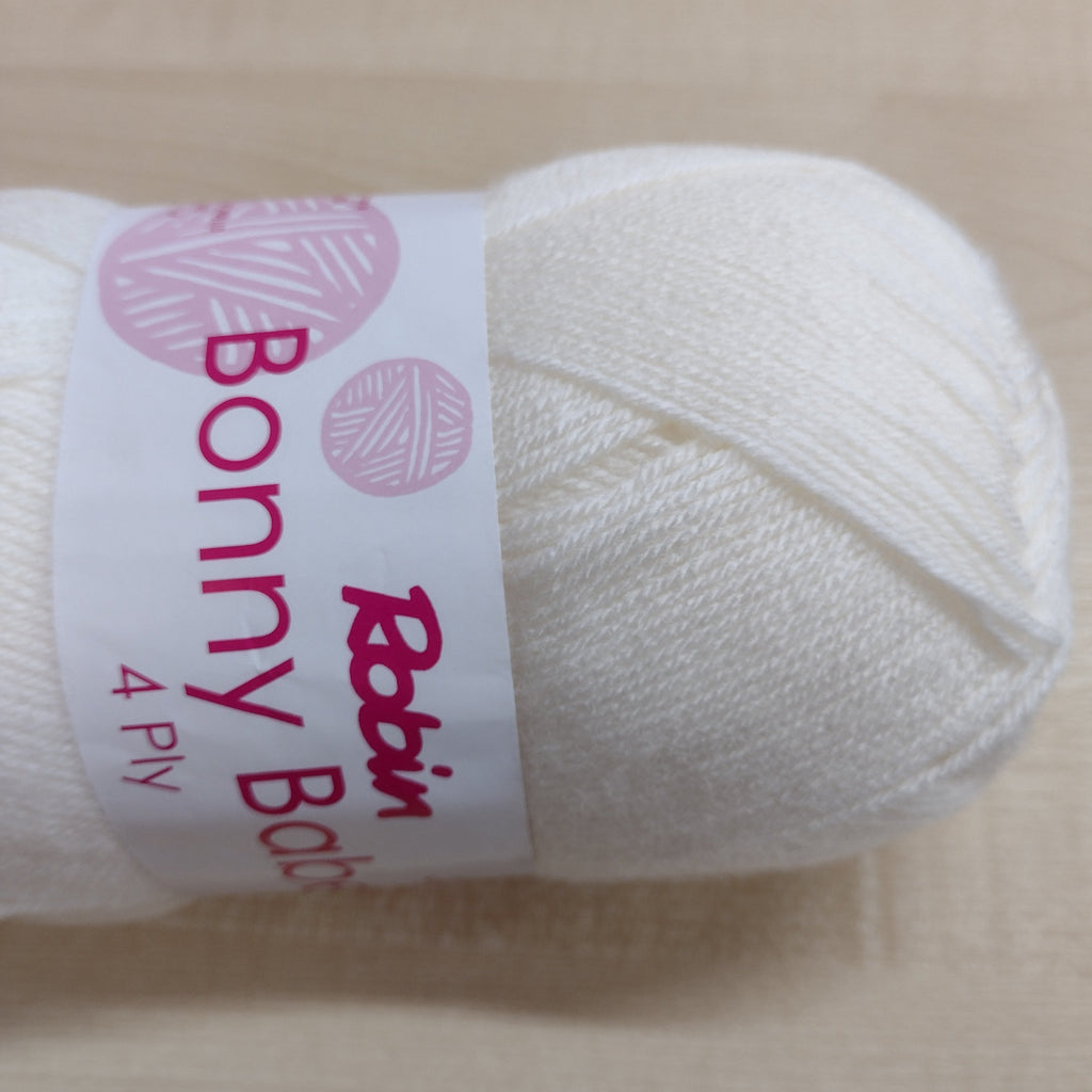 Robin Bonny Babe 1 x 100g balls 4 Ply Soft Blend – malenas patches