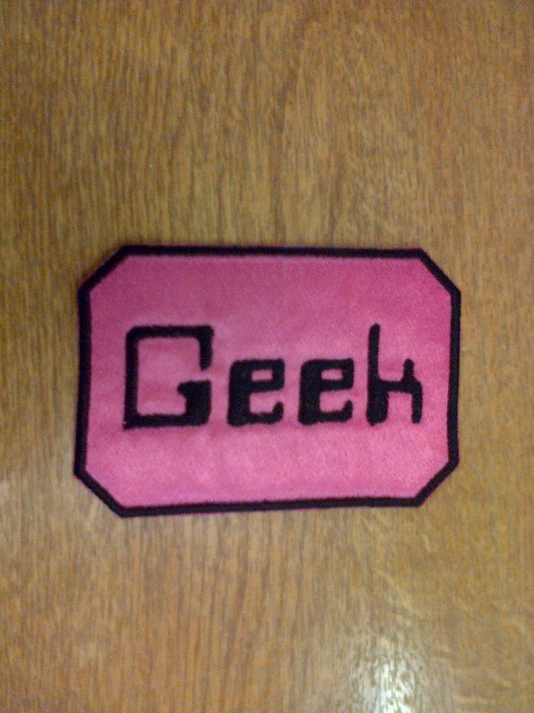 Motif Patch Robot GEEK Tile – malenas patches